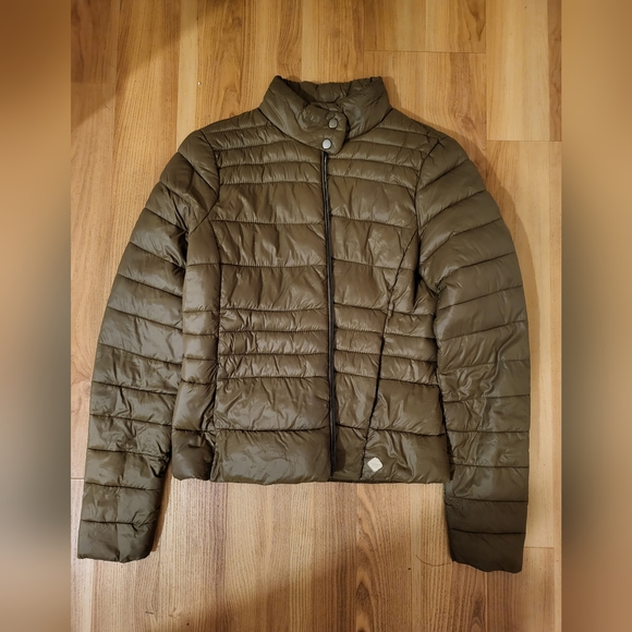 Vero Moda | Jackets & Coats | Vero Moda Puffer Jacket | Poshmark